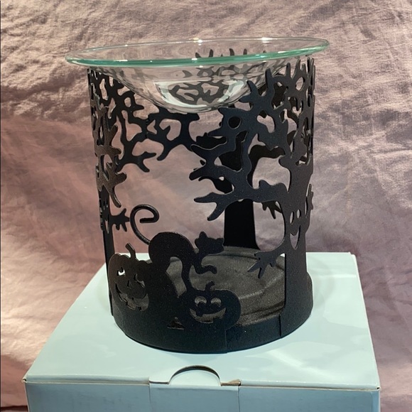PartyLite | Accents | Retired Partylite Trick Or Treat Fragrance Warmer ...